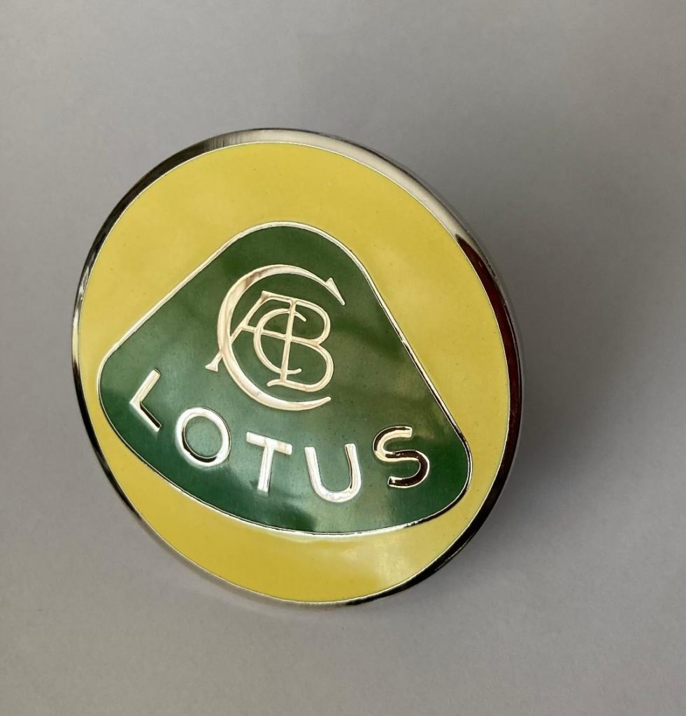 MK 1 LOTUS CORTINA BADGE AS ORIGINAL WOULD SUIT ELAN : Cortina Mk2 Spares